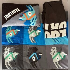 Fortnite | Other | Fortnite Llama Double Comforter Decorative Pillow ...